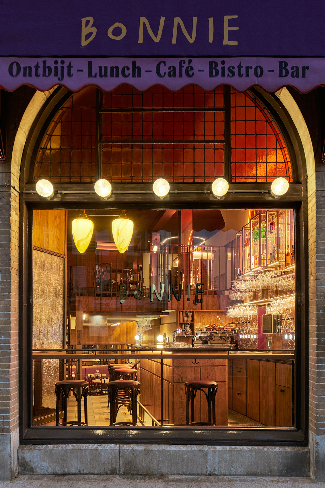 Bar Bonnie — Maarten Willemstein Photography